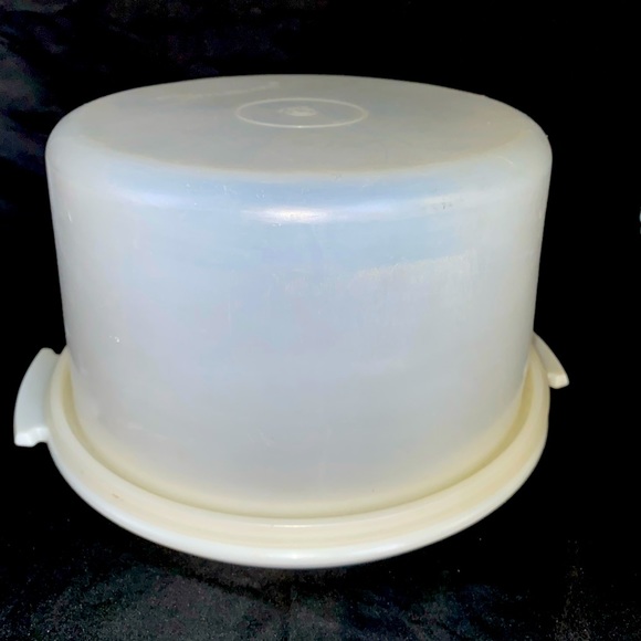 Tupperware | Dining | Vintage Tupperware Domed Cake Carrier Saver ...